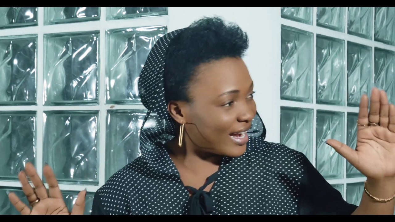 DOWNLOAD VIDEO Martha Mwaipaja - Amenitengeneza Mp4