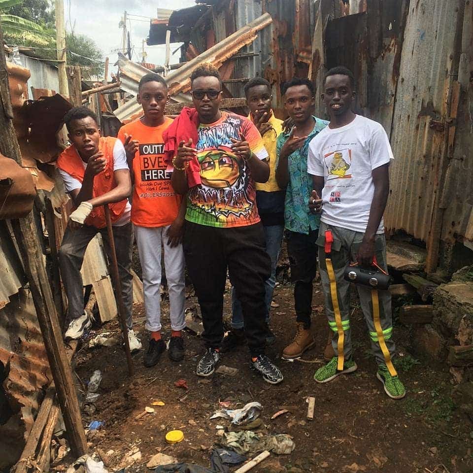 DOWNLOAD MP3 Vintage Clan Ft NellytheGoon - Saa Moja