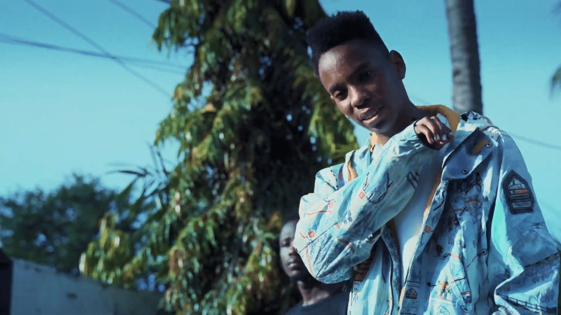 DOWNLOAD VIDEO Rapcha - Vunga MP4 - citiMuzik