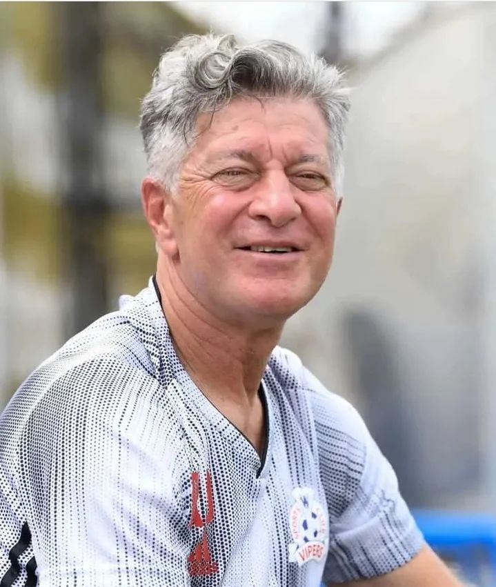 Kocha Mbrazil wa Simba SC aliyeitoa jasho Mazembe aahidi - Tutashinda ...