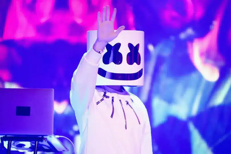 Who Is Marshmello? Behind the Mask of the Electronic Music Sensation ...