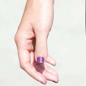 Megan Fox Thumb - The Weird Truth About Megan Fox's Thumbs — citiMuzik