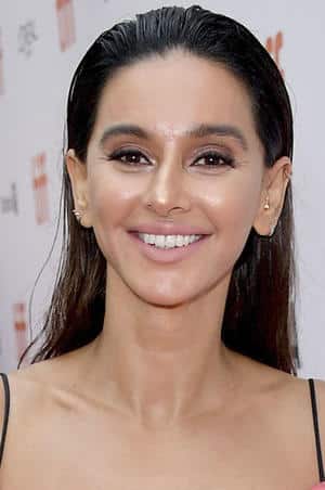 Who is Shibani Dandekar? Everything About The Indian Singer - citiMuzik