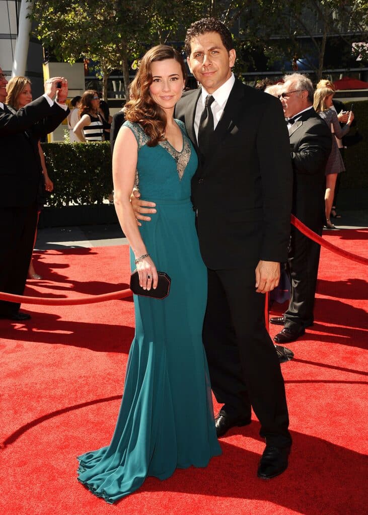 Who is Steven Rodriguez? All About Linda Cardellini's Fiancé - citiMuzik