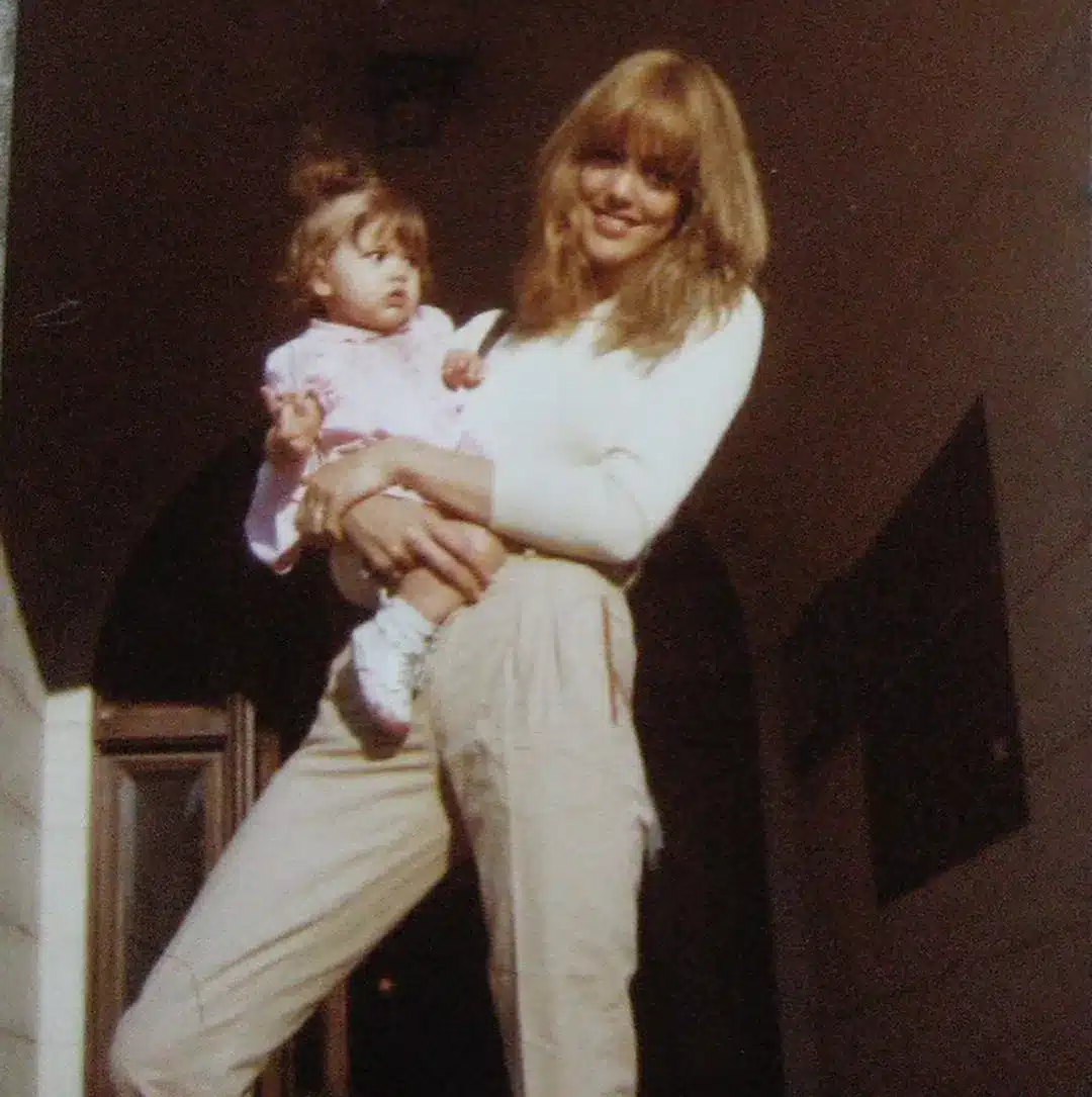 Maureen Dumont Kelly: The Maternal Muse of Minka Kelly - citiMuzik