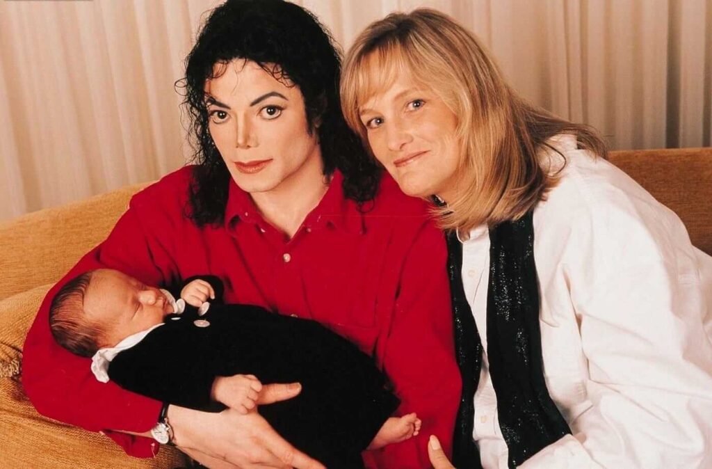 Michael Jackson's Wife: Meet The Two Women in Michael Jackson's Life ...