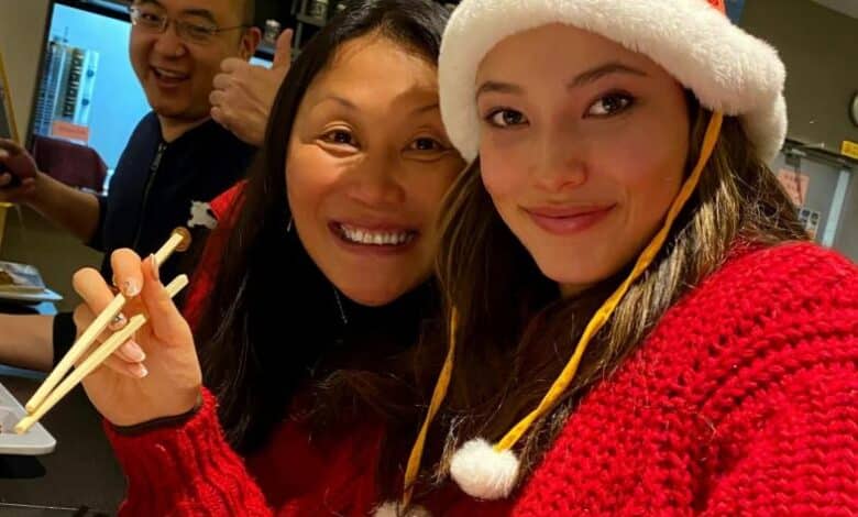 Eileen Gu Parents: The Skiing Sensation's Roots — citiMuzik