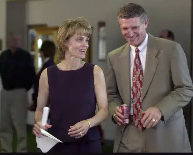 Kim Mulkey Ex-Husband: Randy Robertson's Athletic Chapter — citiMuzik