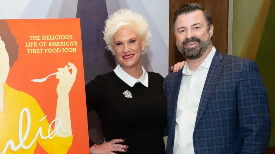 Stuart Claxton: Meet Anne Burrell's Husband - citiMuzik