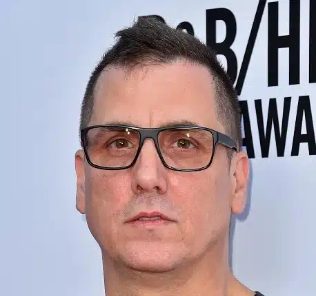 Mike Dean Net Worth: The Producer's Beat on Wealth in Music — citiMuzik