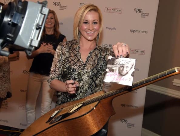 Kellie Pickler Net Worth: Charting the Country Star’s Financial Journey ...