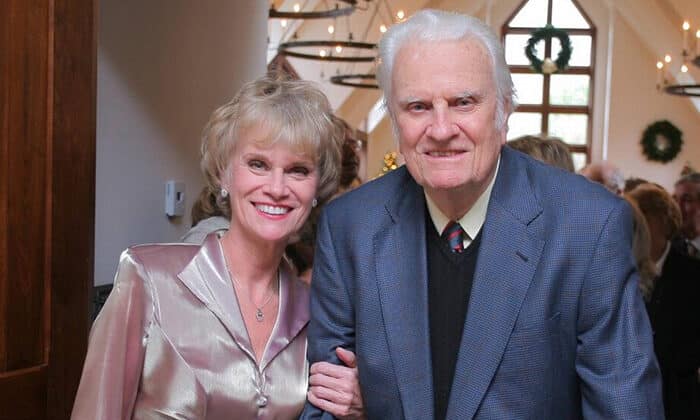 Billy Graham Net Worth: Evangelizing a Financial Legacy - citiMuzik